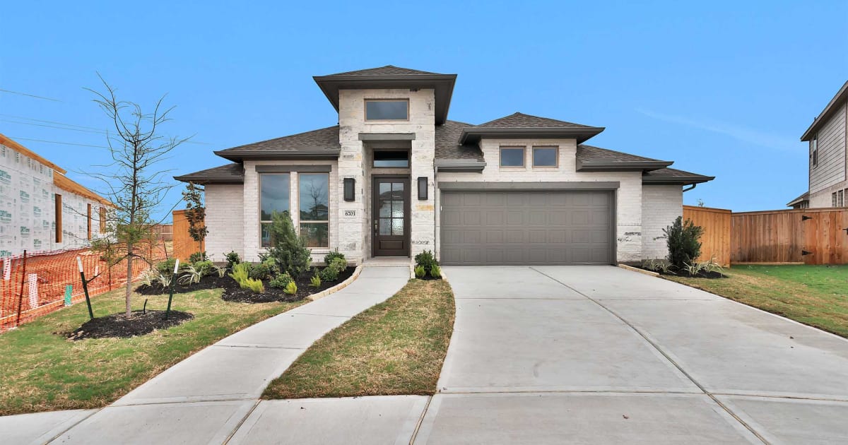 6703 Burgundy Blaze Trails, Houston, Texas | Valencia 50 | Houston Home ...