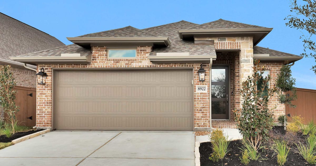 8922 Red Wolf Place | Meridiana 40'/45' | Meridiana | Houston | Texas ...