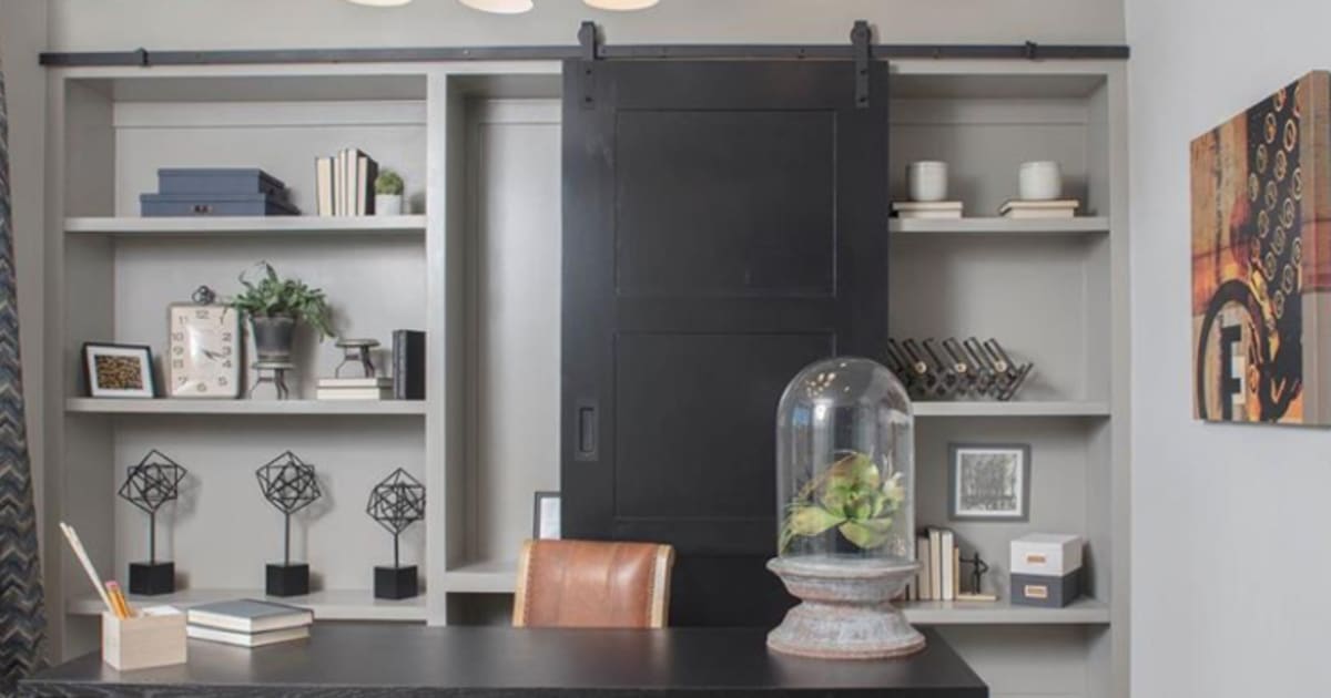 6 Desk Layout Ideas for the Perfect Home Office Setup | Blog | Perry Homes