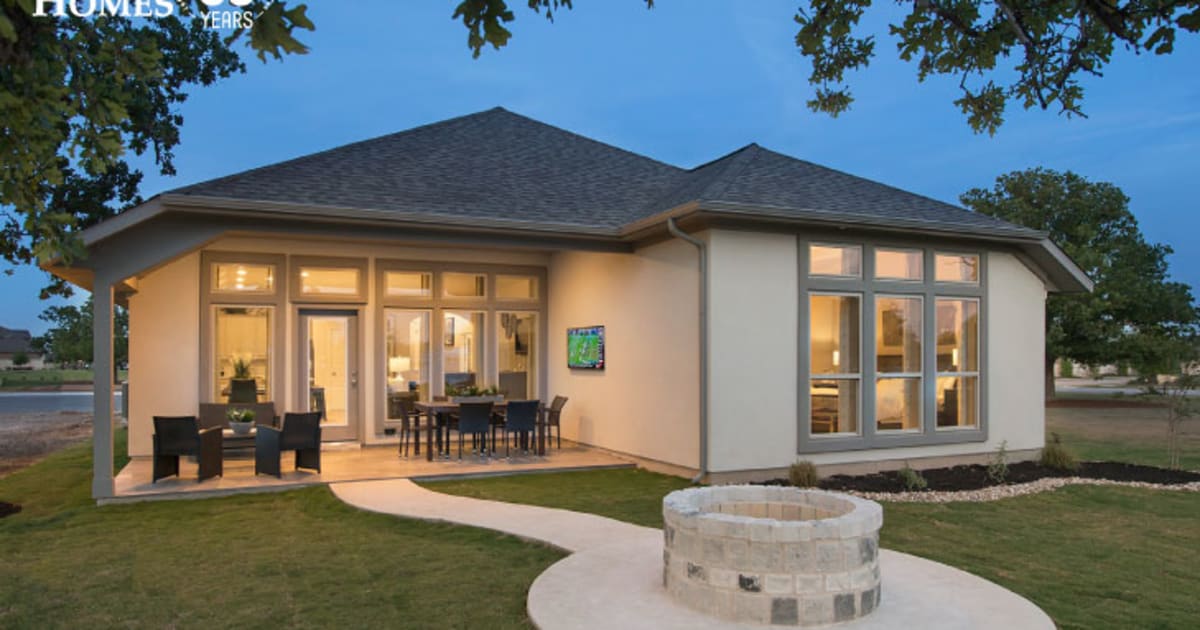 Staying Cool Outside When The Weather Gets Hot | Blog | Perry Homes