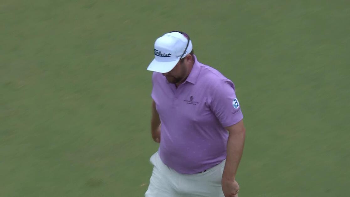 Ben Taylor drains long birdie putt at The Bahamas Golf Classic