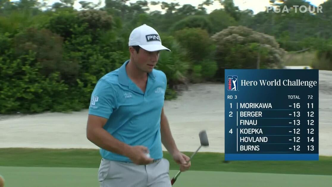 Viktor Hovland rolls in long eagle putt at Hero