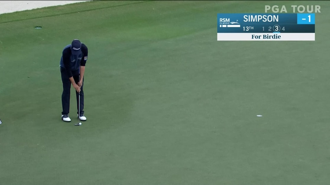 Webb Simpson sinks birdie putt at The RSM Classic