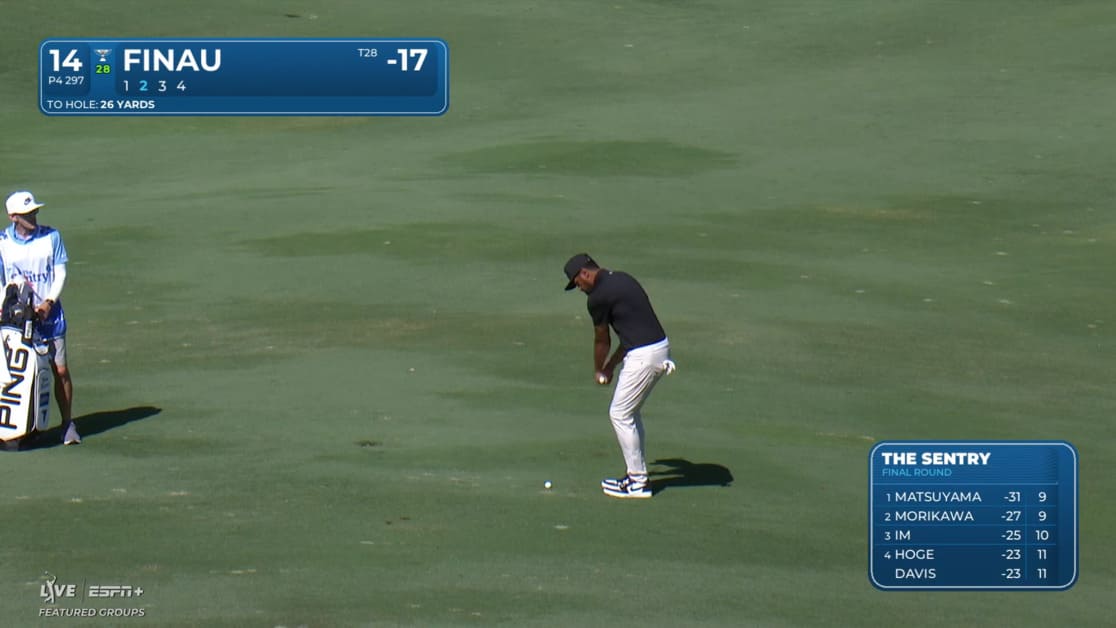 Tony Finau chips it close and birdies at The Sentry