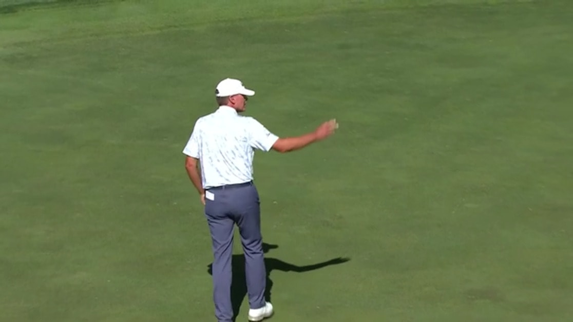 Steve Stricker curls in putt for eagle at Sanford International