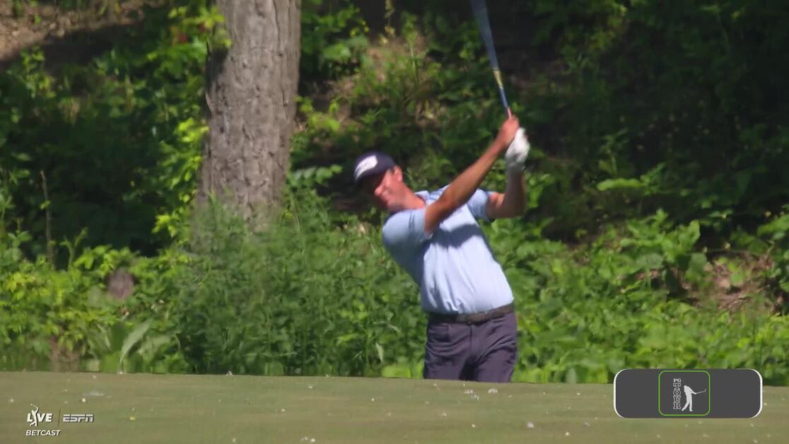 Harris English drains 42-foot birdie putt on No. 15 at the Memorial