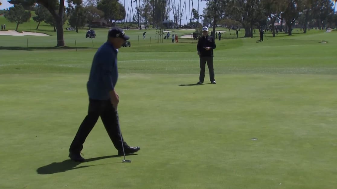 Woody Austin walks-in a birdie putt at Hoag Classic