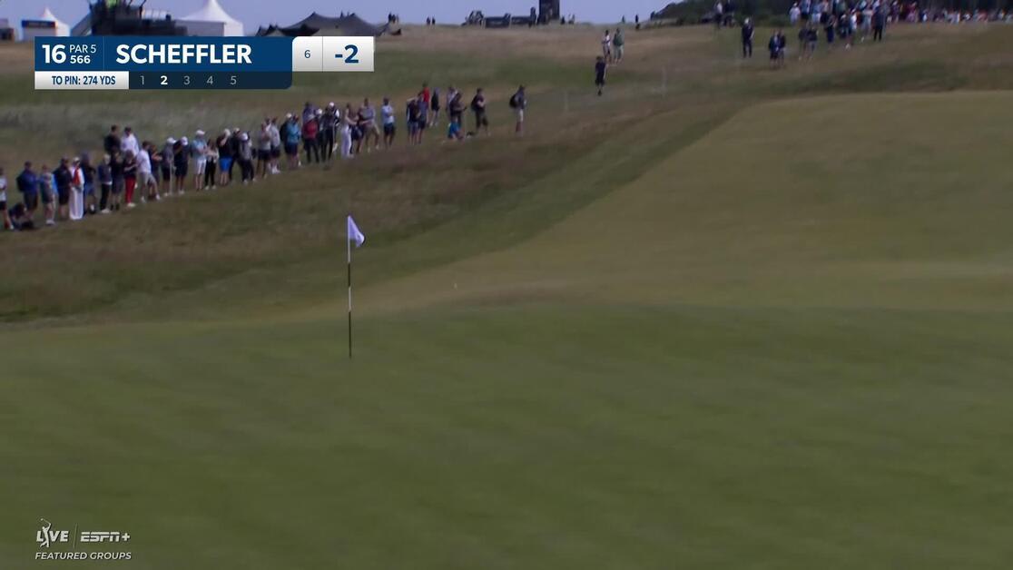 Scottie Scheffler uses Texas wedge en route to birdie at Genesis ...