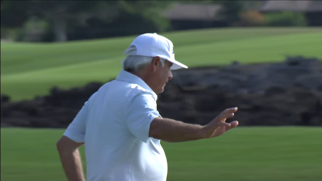 Fred Couples gets nice putt for birdie to drop at Mitsubishi