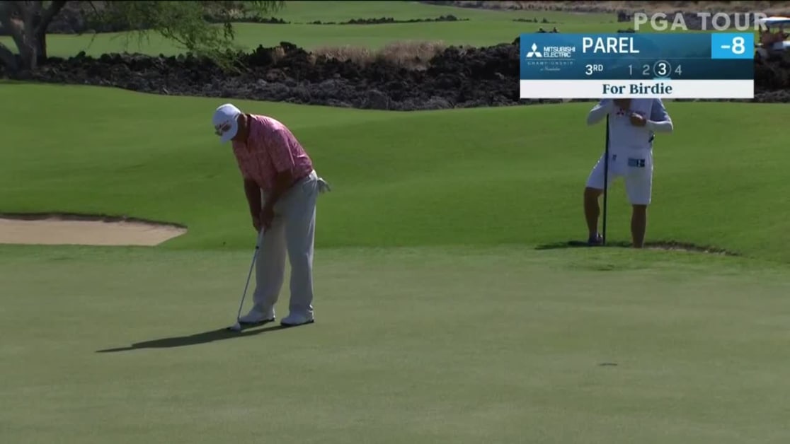 Scott Parel sinks birdie putt at Mitsubishi