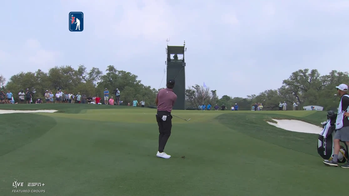 Max Homa chips it close to set up birdie at Valero