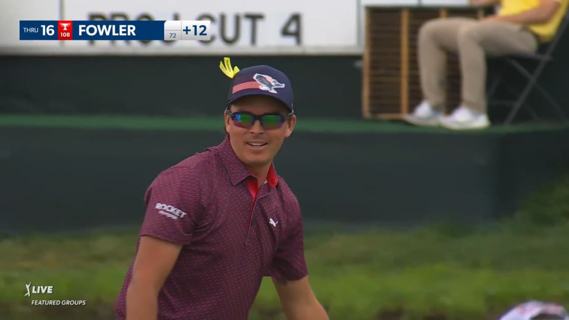 Rickie Fowler chips in for birdie at the Memorial