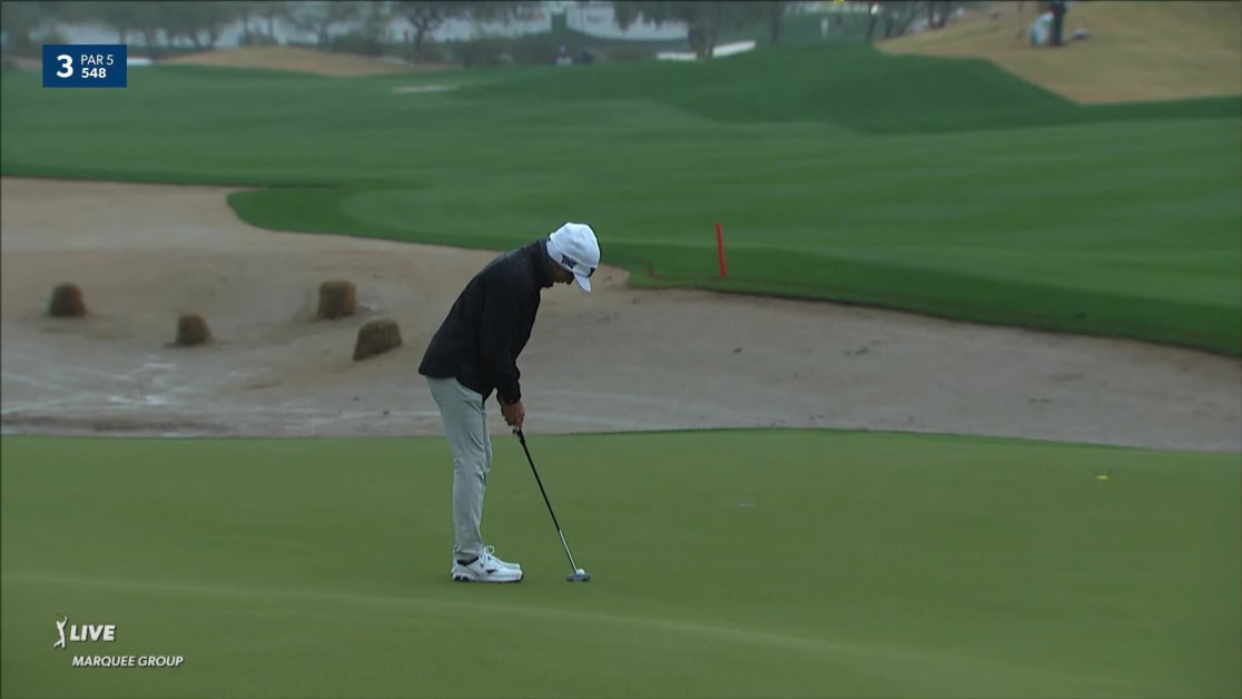 Eric Cole holes birdie putt at WM Phoenix Open