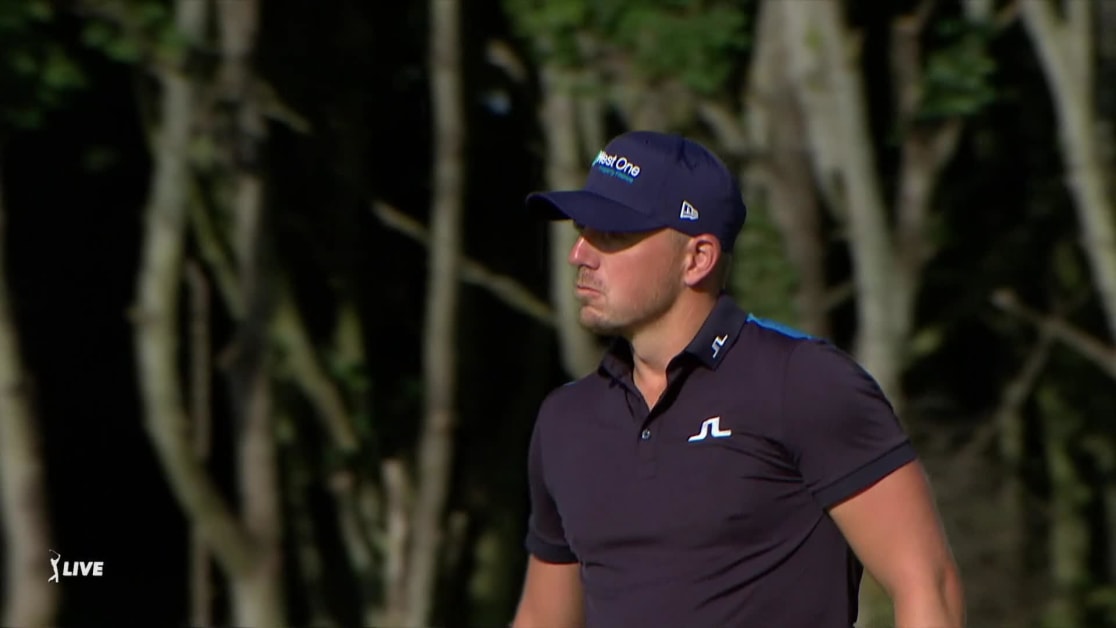 Matt Wallace sinks a 34-foot eagle putt on No. 10 at Genesis Scottish Open