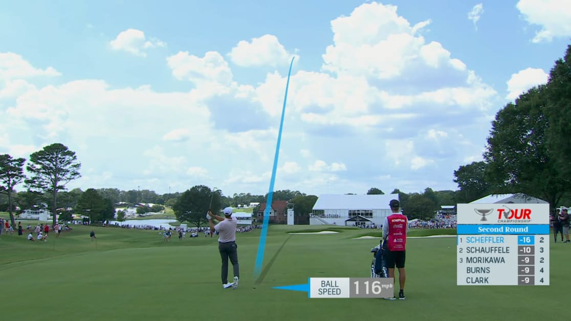 Scottie Scheffler dials in approach to set up birdie at TOUR Championship