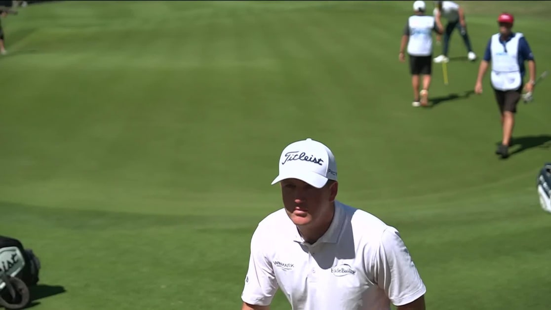 Xander Schauffele makes birdie on No. 16 at WGC-Dell Match Play