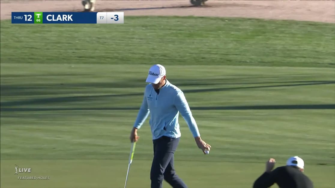Wyndham Clark sinks a 23-foot birdie putt at WM Phoenix Open