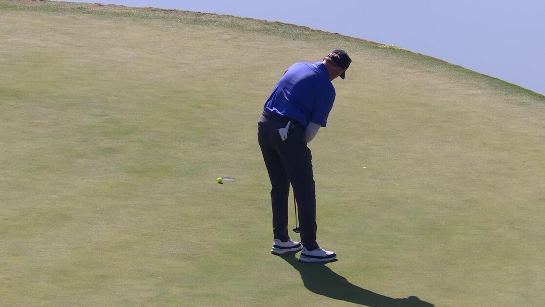 Ernie Els drips in birdie putt at the Trophy Hassan II