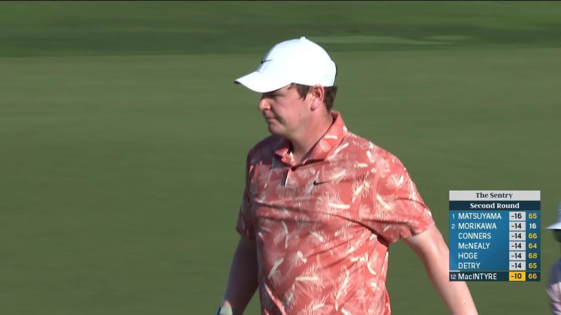 Robert MacIntyre sinks a 33-foot birdie putt on No. 18 at The Sentry