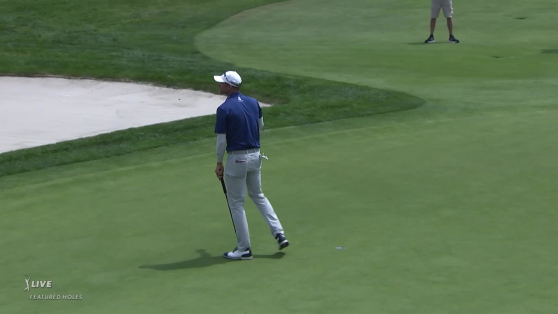 Jared Wolfe sinks birdie putt at Rocket Mortgage