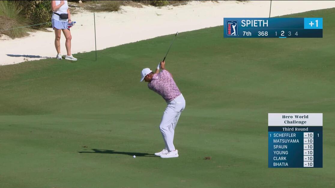 Jordan Spieth hits approach close, sets up birdie on No. 7