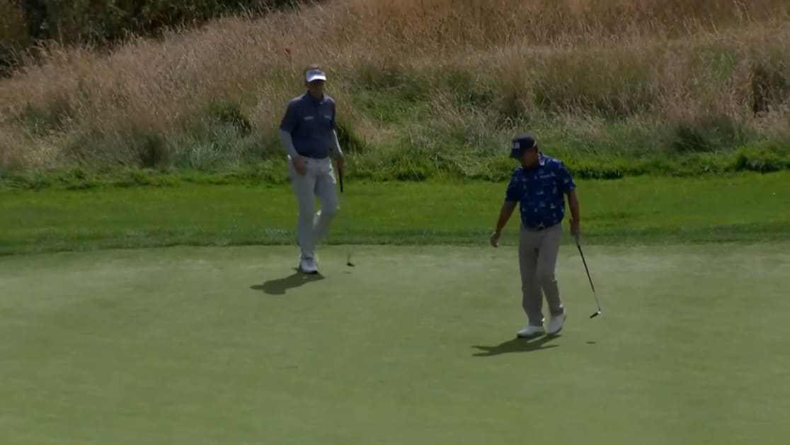 Gene Sauers rolls in birdie putt on No. 16 at Boeing Classic