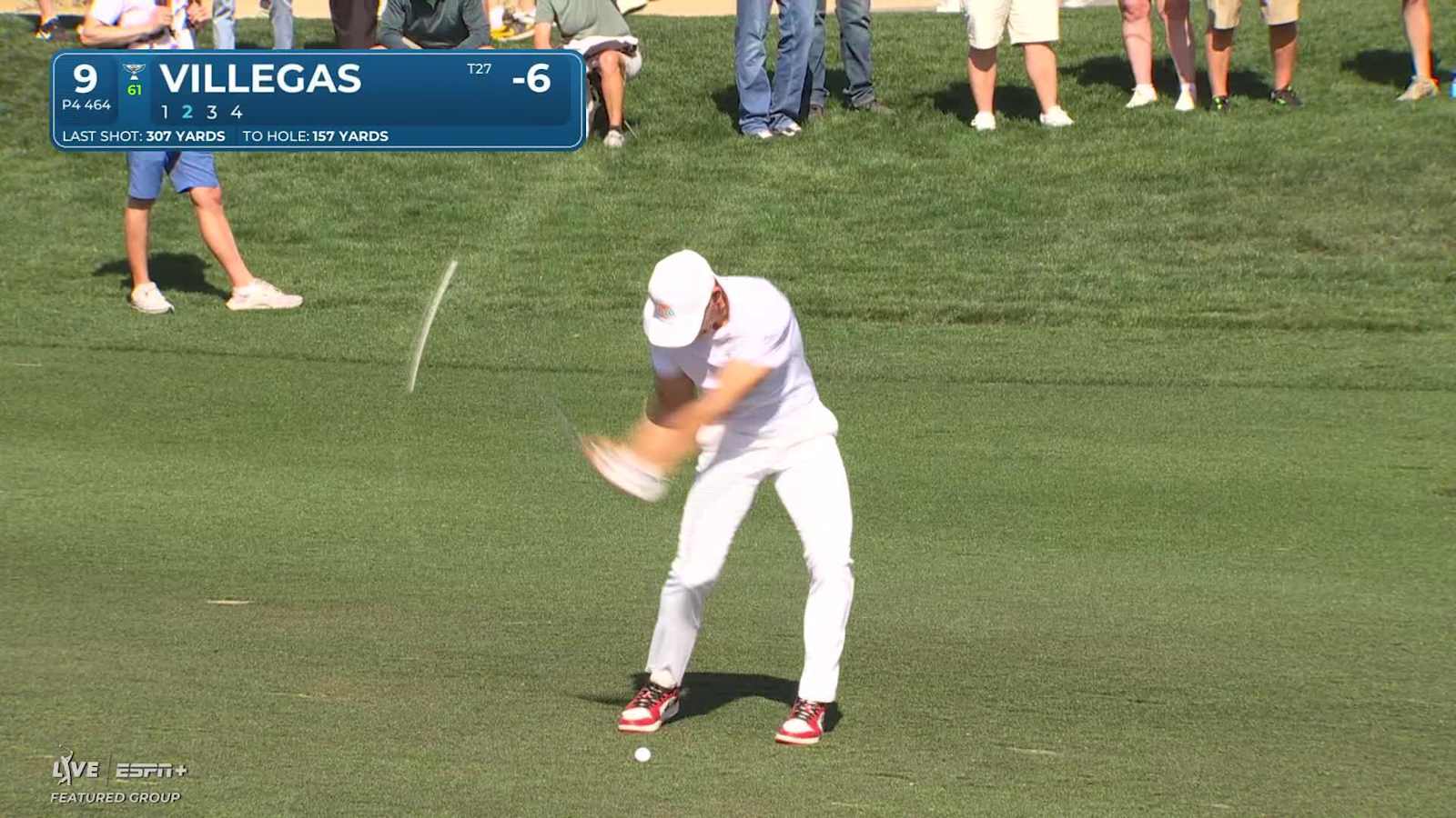Camilo Villegas sinks a 26-foot birdie putt at WM Phoenix Open