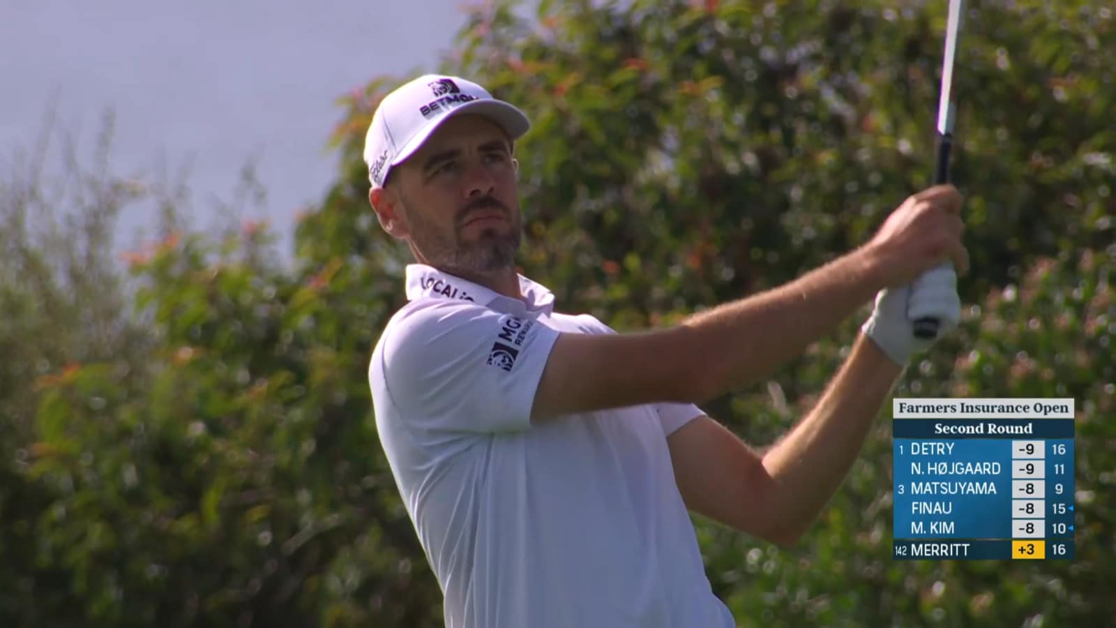 Troy Merritt dials in approach leading to birdie at Farmers