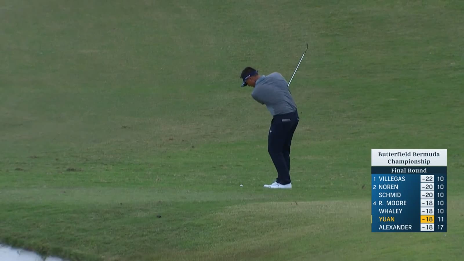 Carl Yuan pitches it close to set up birdie at Butterfield Bermuda