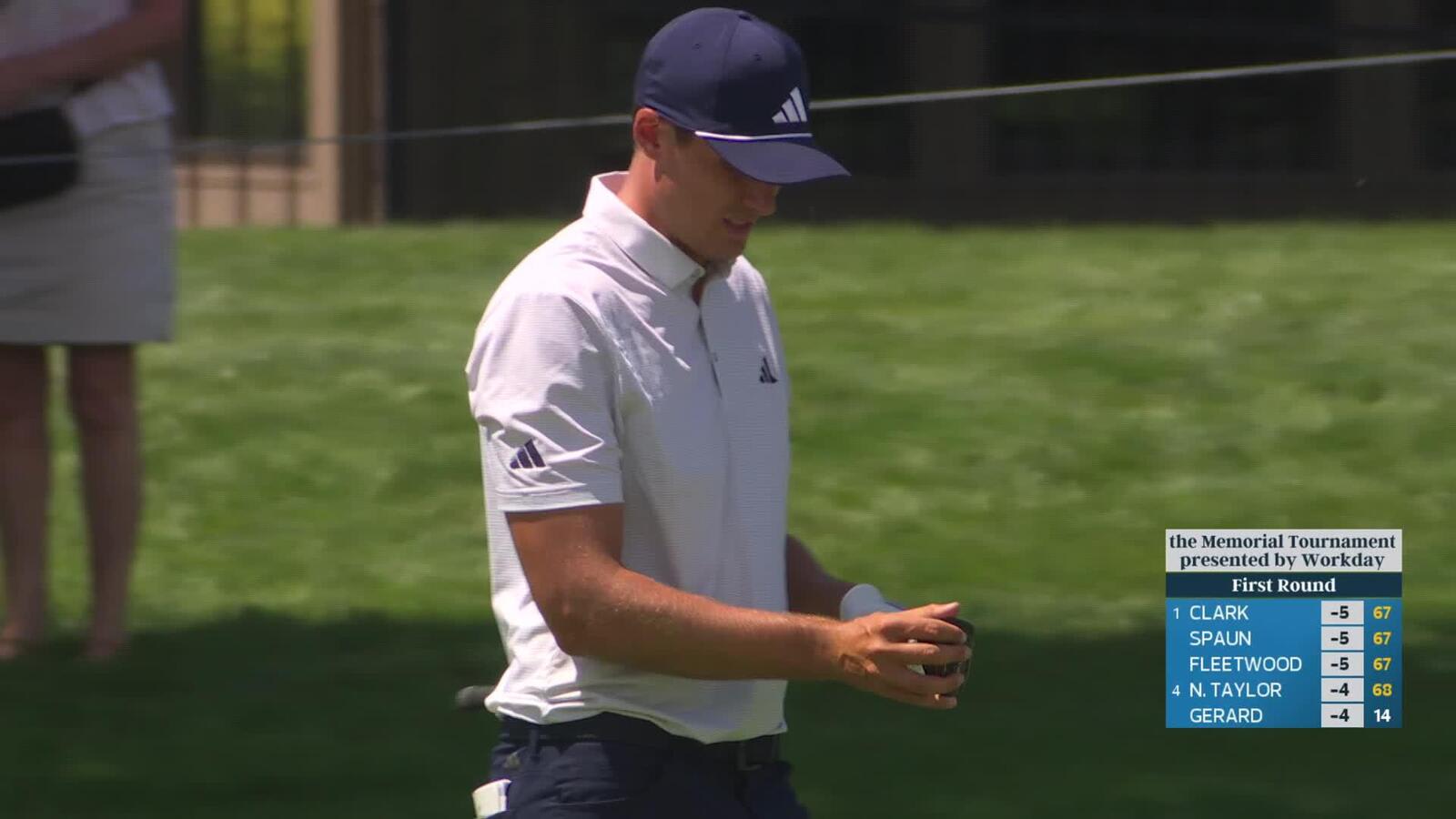 Ludvig Åberg drains 17-foot birdie putt on No. 7 at the Memorial