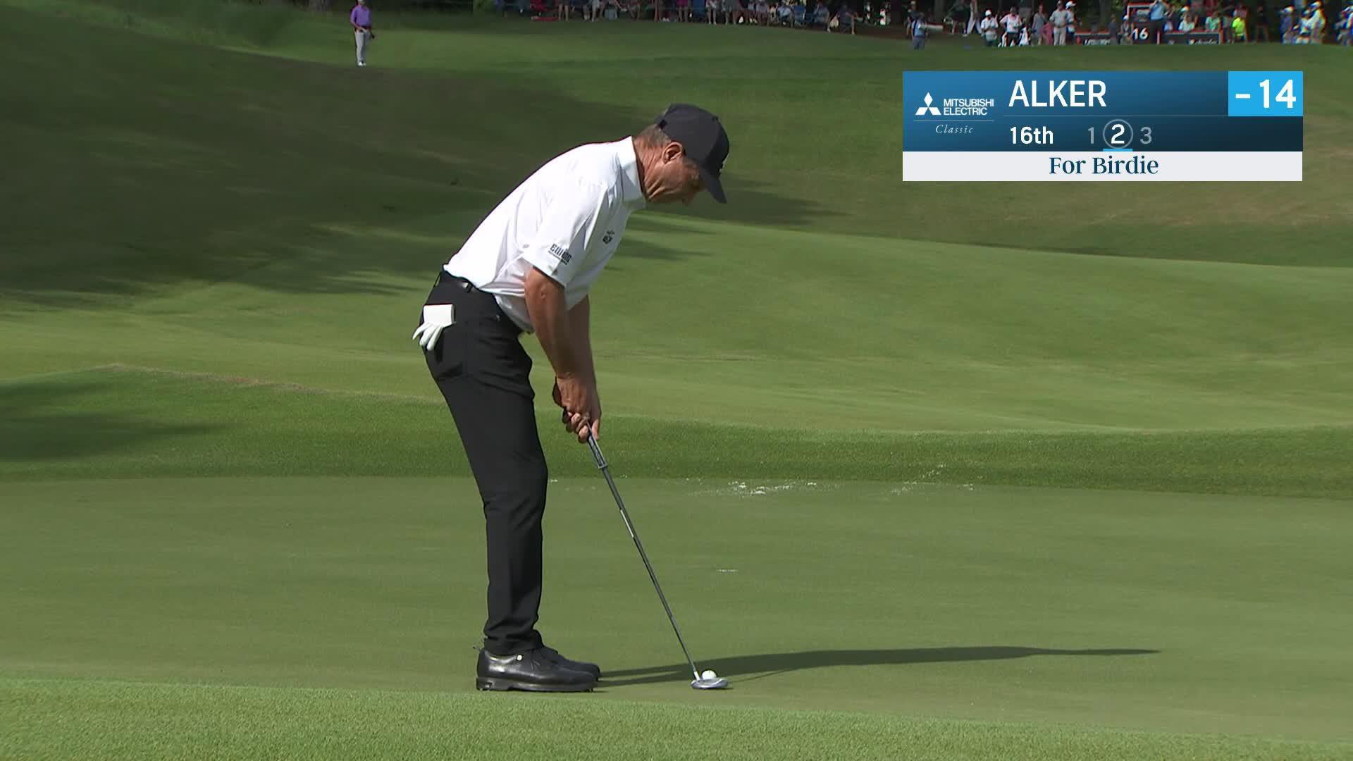 Steven Alker makes birdie on No. 16 at Mitsubishi