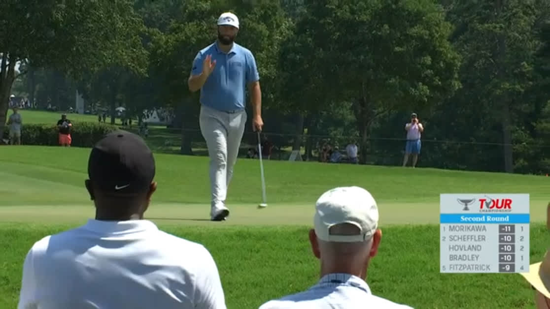 Jon Rahm's approach to 9 feet yields birdie at TOUR Championship