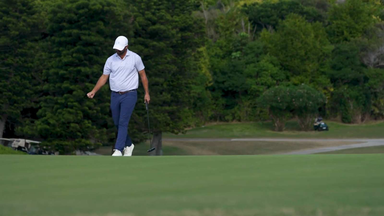 Wesley Bryan ties course record with tremendous 61 in treacherous winds ...