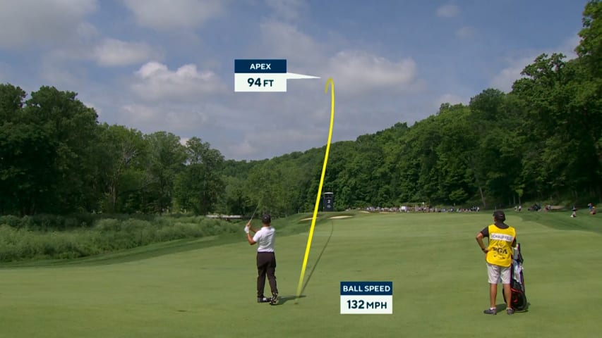 Wesley Bryan sends in birdie putt at Corales Puntacana