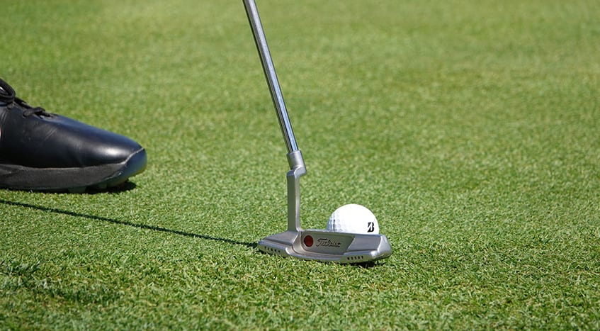 Tiger tests Scotty Cameron, TaylorMade putters during BMW practice ...