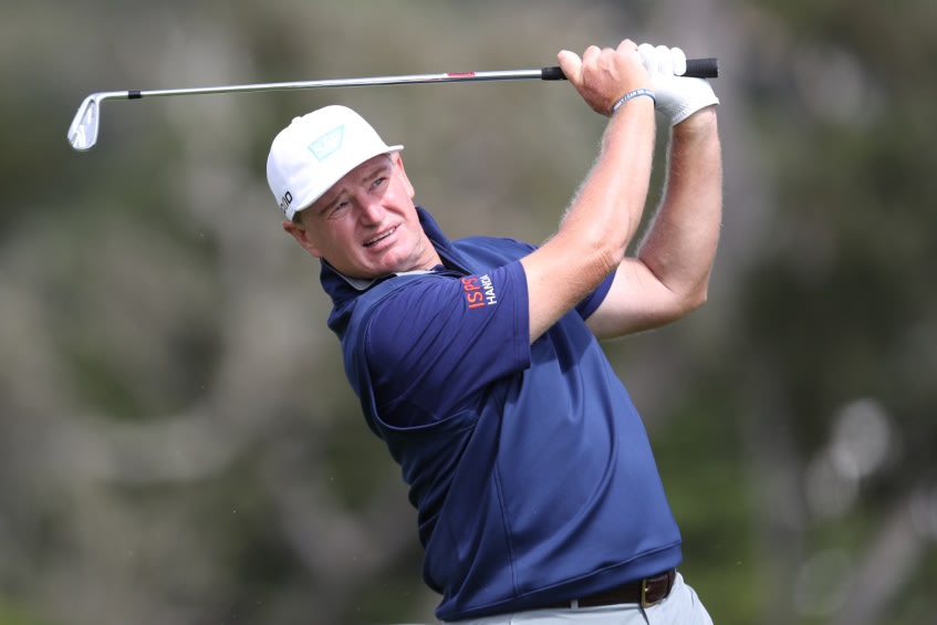 Els shoots 64 to take lead at Hoag Classic - PGA TOUR