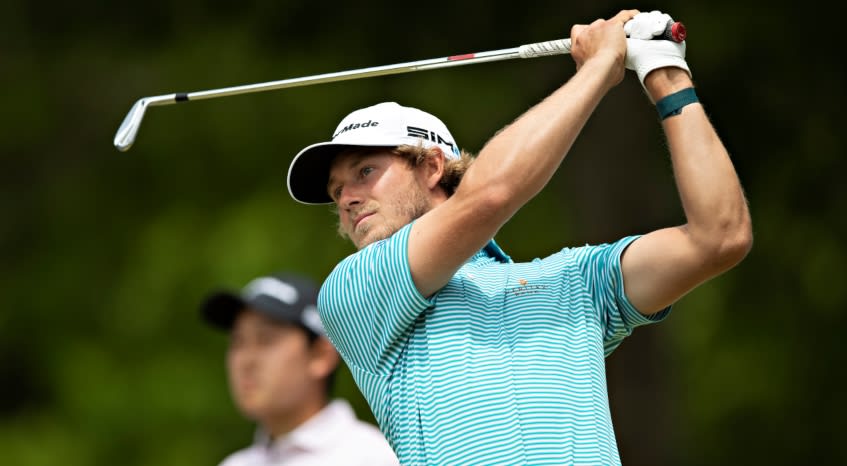 Austin Smotherman embraces nerves, takes solo lead at Simmons Bank Open ...
