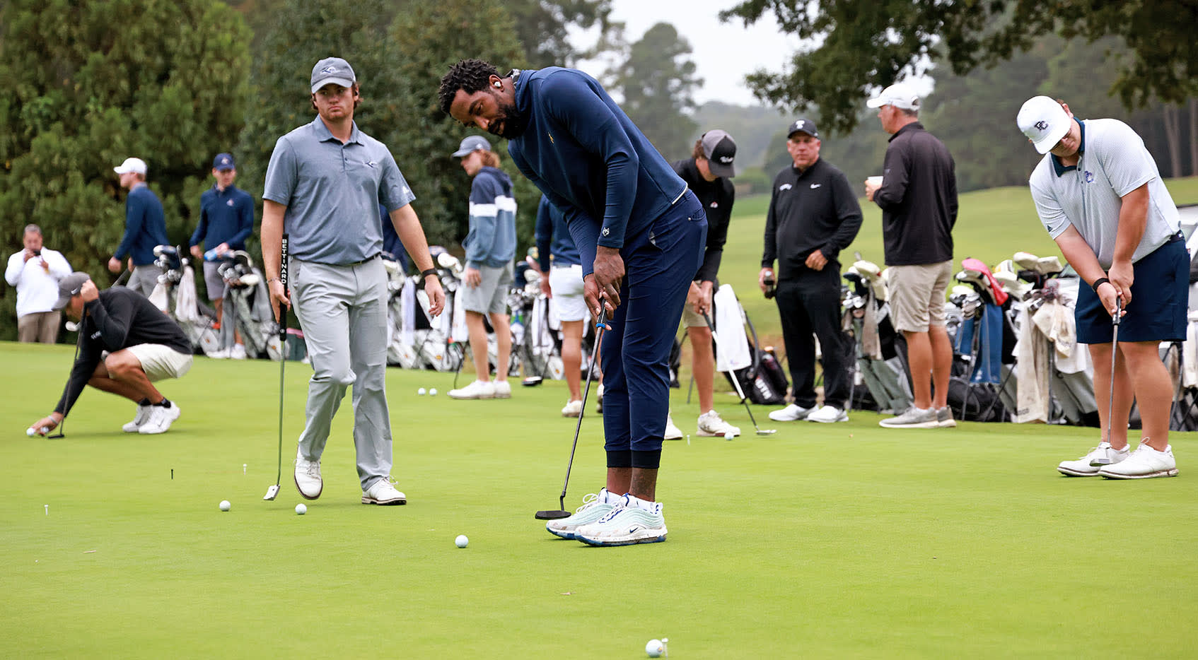 Ex-NBA guard Smith makes tournament debut as college golfer - PGA TOUR