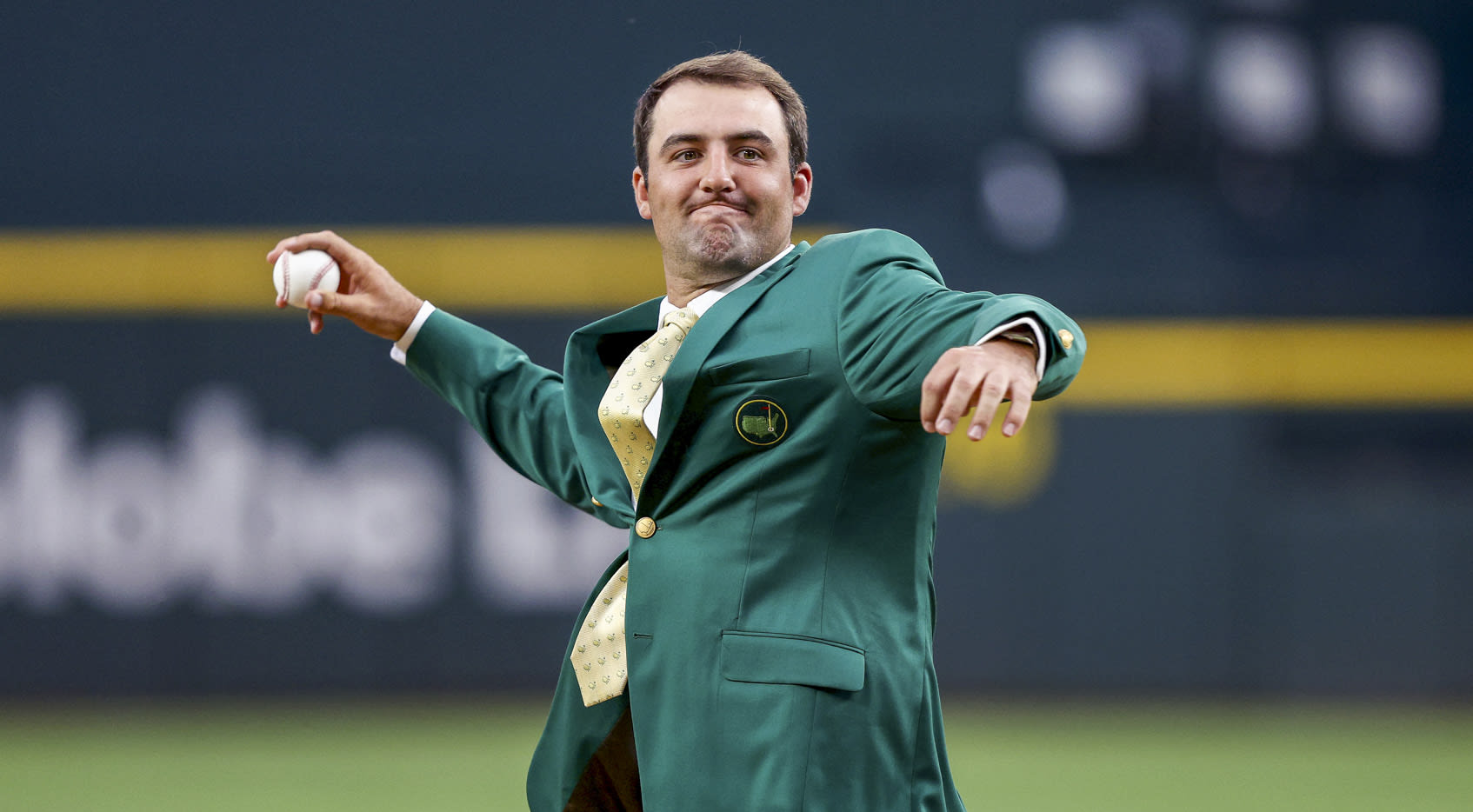 Scottie Scheffler throws out first pitch Texas Rangers - PGA TOUR