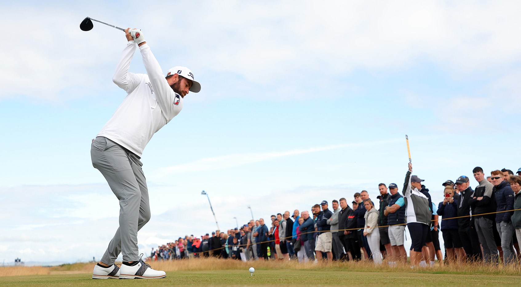 Cameron Young goes super low in Round 1 of The Open at St. Andrews ...