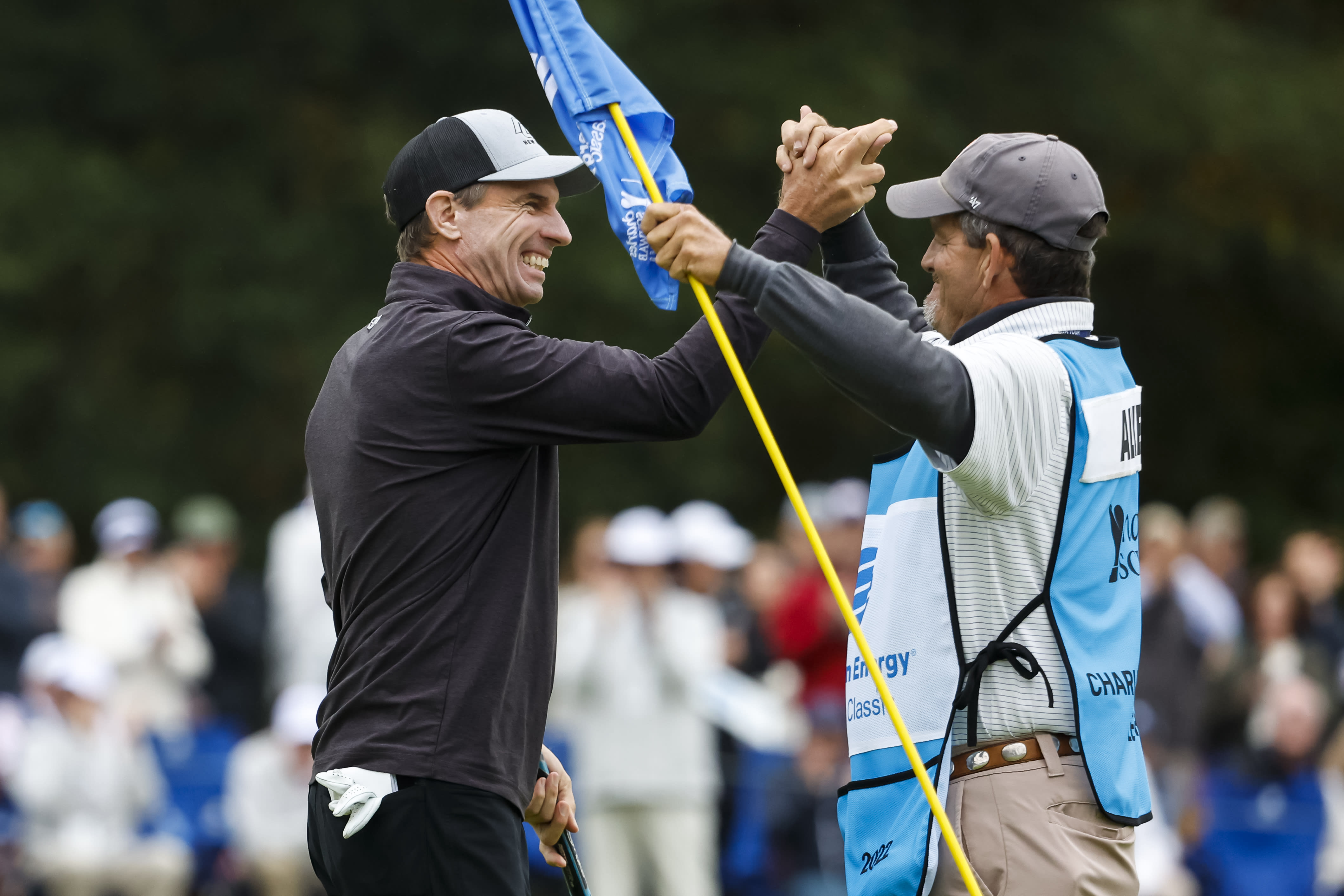 Steven Alker's caddie Sam Workman passes away from cancer - PGA TOUR