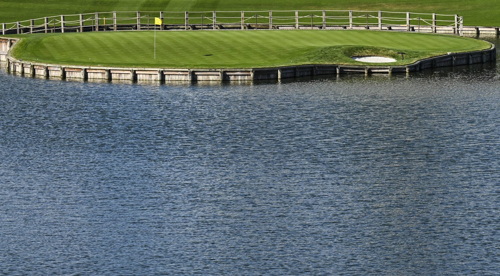 Amateur Hour on 17: ‘Fly the Kirkland’ - PGA TOUR