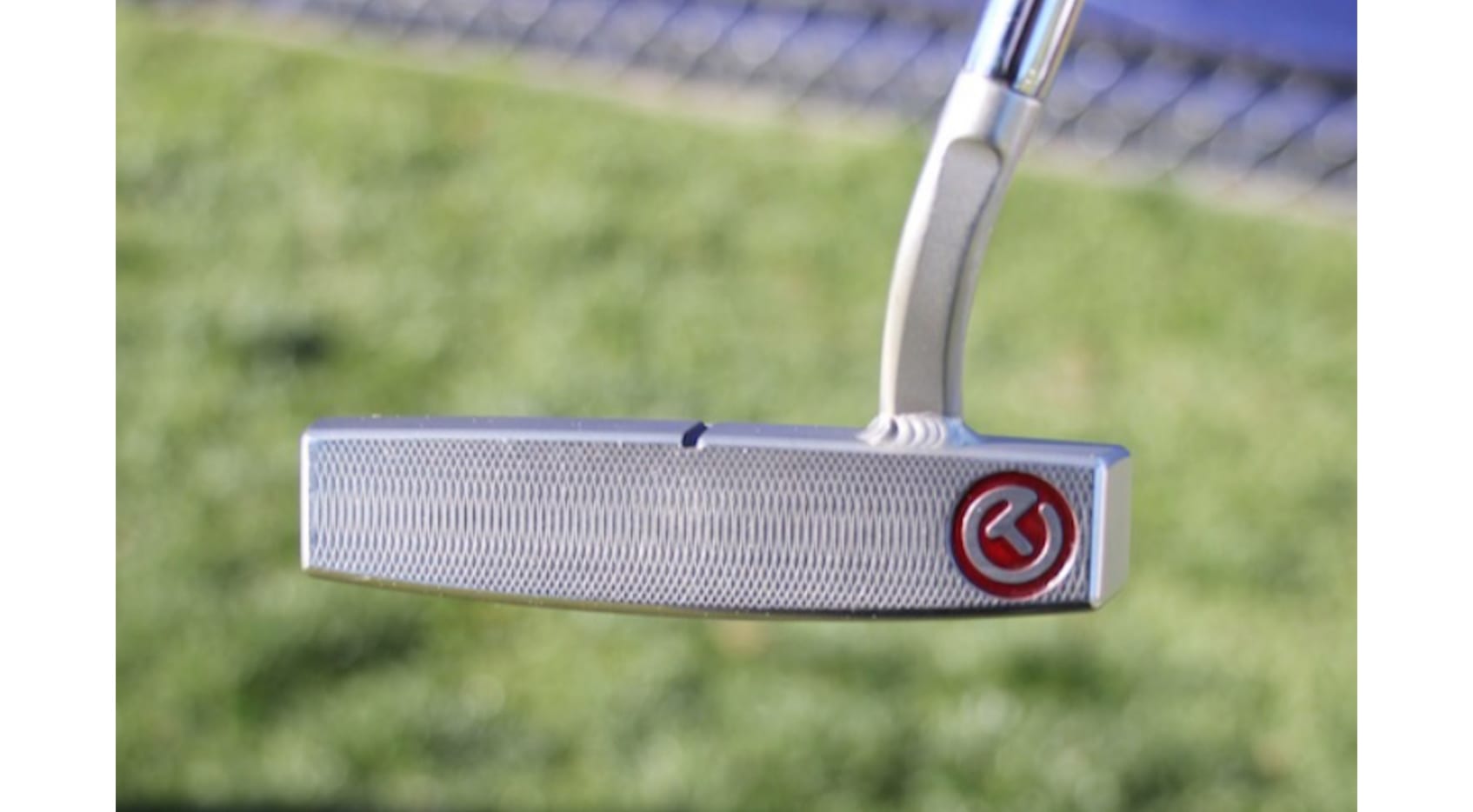 Justin Thomas changes putter grips before the Masters - PGA TOUR