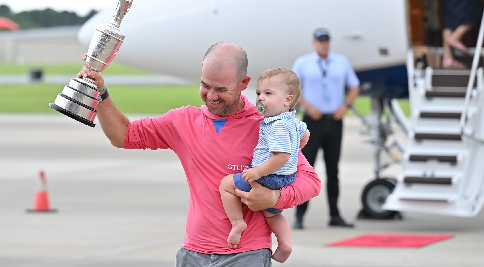 The Open champion Brian Harman returns home to surprise celebration ...