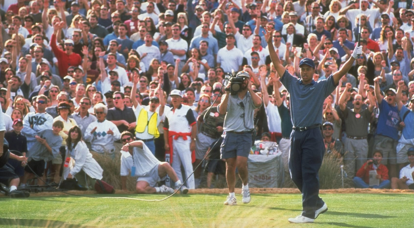 How it started: Hole 16 at WM Phoenix Open - PGA TOUR