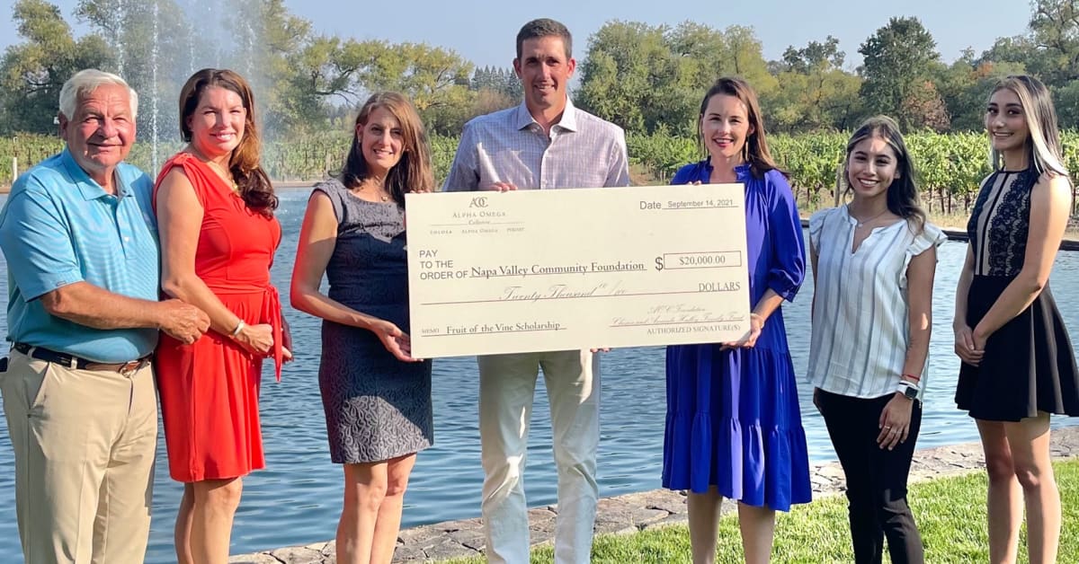 Chesson Hadley gives back to Napa community with help from local winery ...