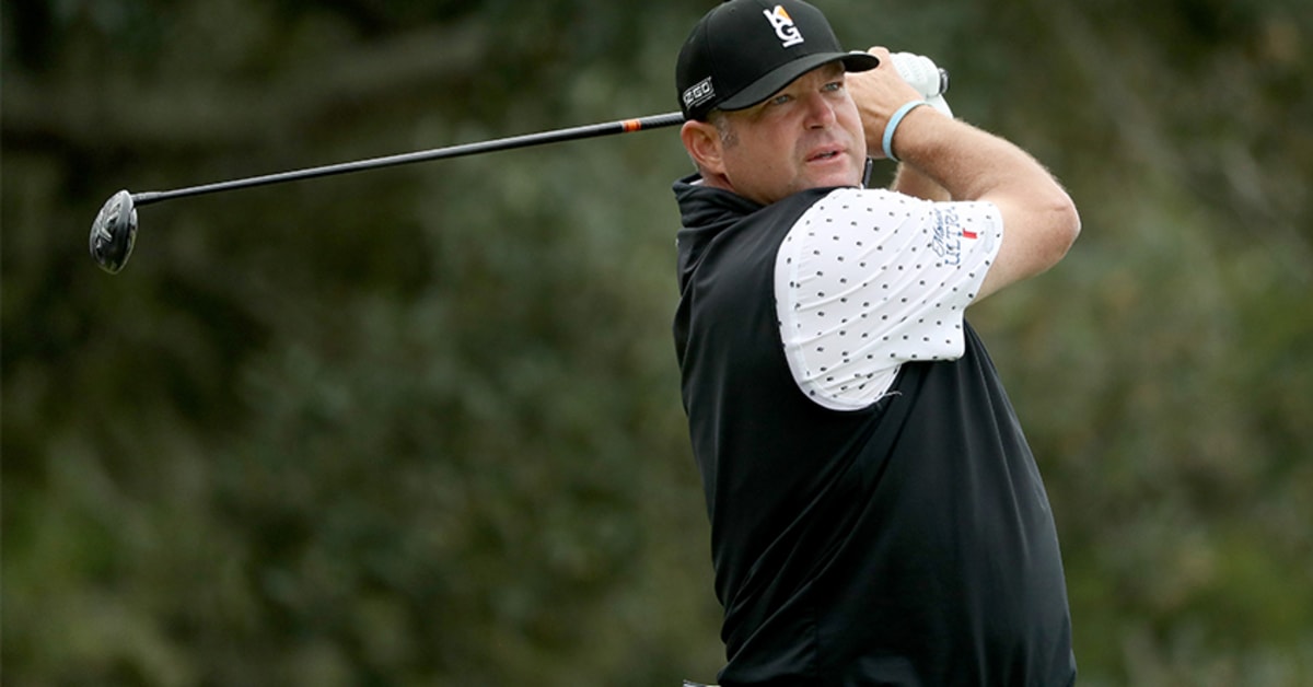 Six months later, Gore adjusting to life as player relations director ...