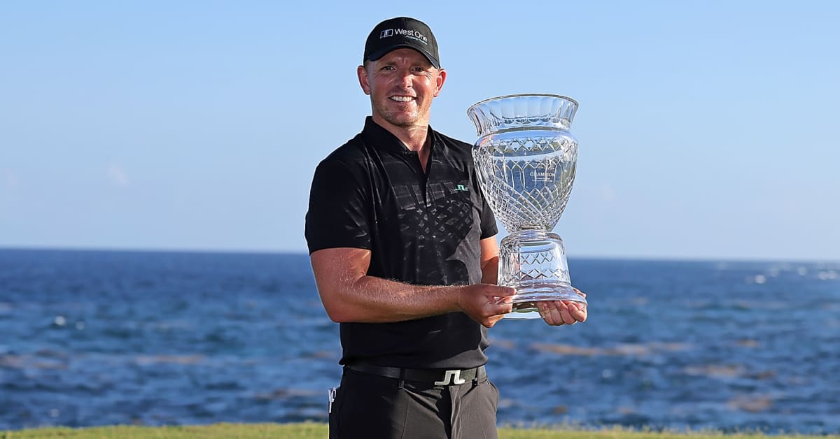 Matt Wallace uses late birdie run to capture first PGA TOUR title