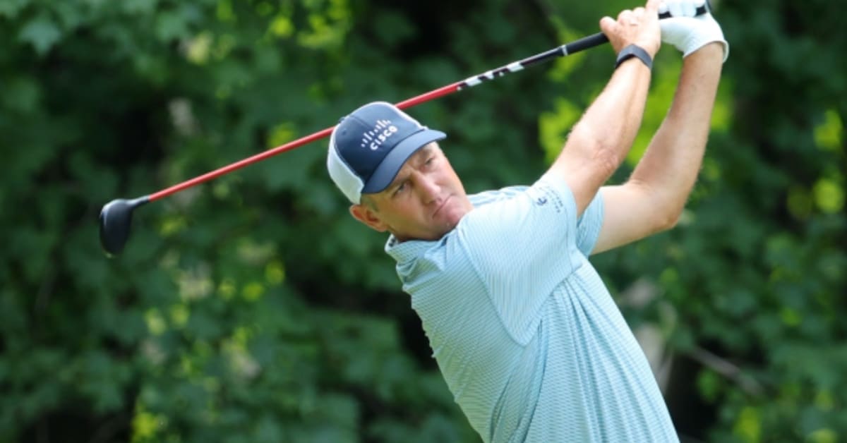 Brendon Todd takes one-stroke lead into final round of John Deere ...