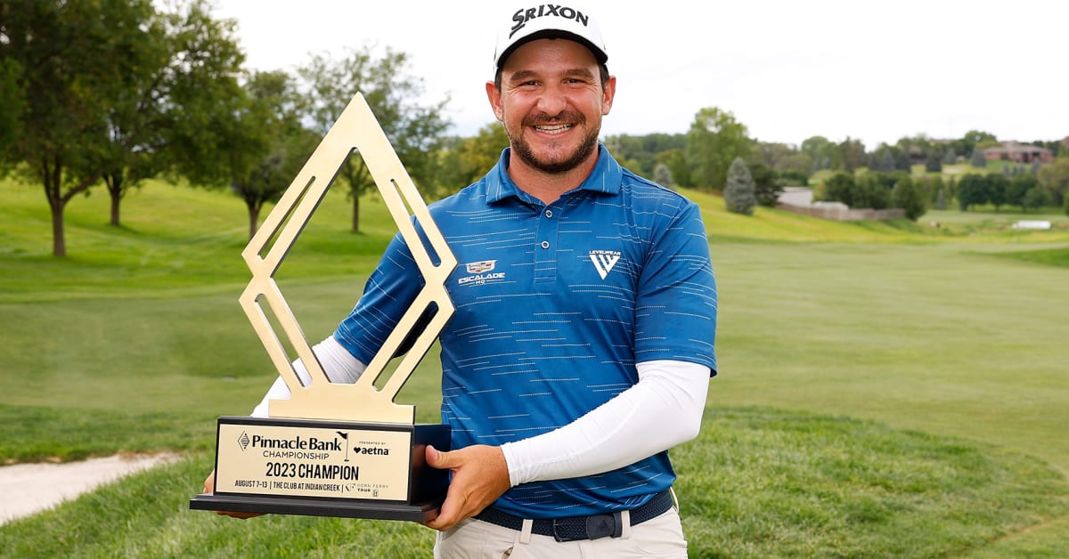 Alejandro Tosti wins Pinnacle Bank to clinch PGA TOUR card